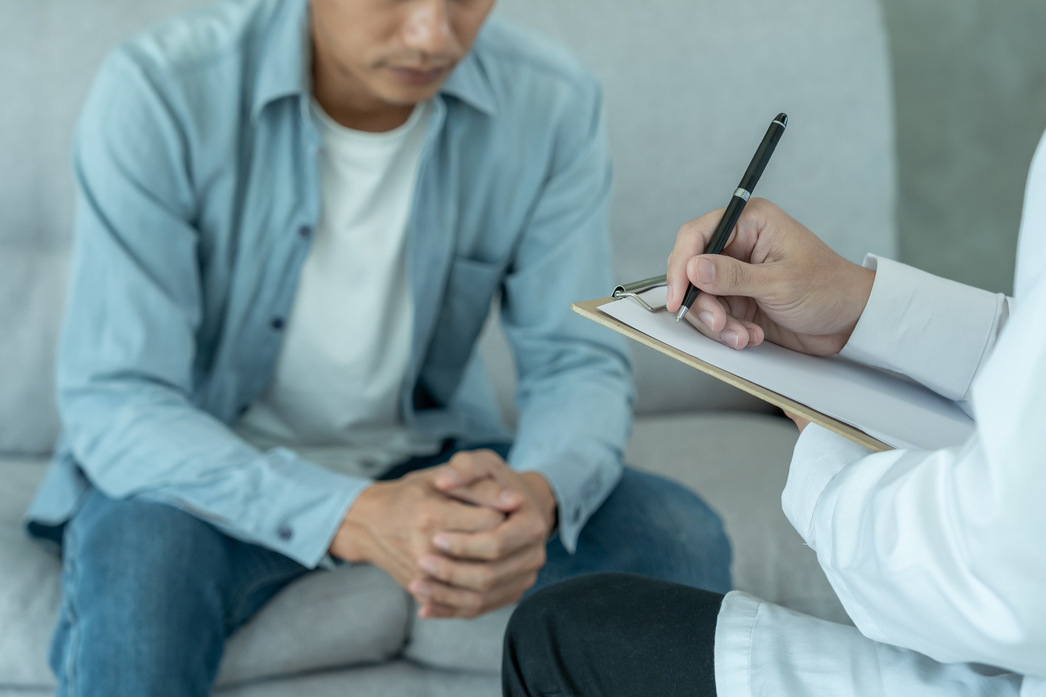 What are Bipolar Hallucinations? | Charlie Health | Charlie Health